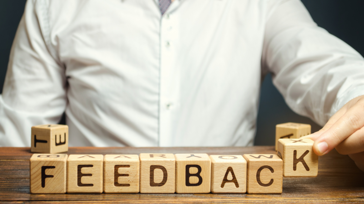 Feedback geben: Methoden, Beispiele und Tipps - Marlen Marks